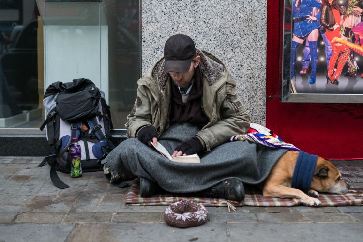 "Homeless:" A Poem about the Forgotten People - The Orlando Local News